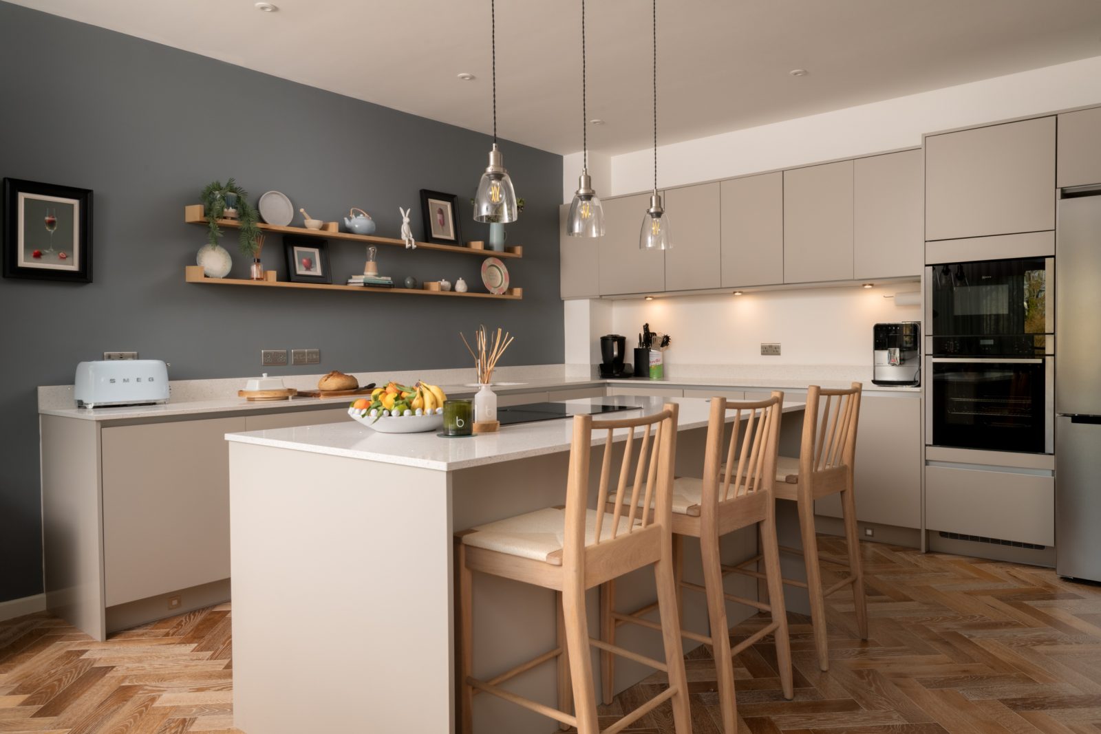 Cotswold Lakeside Lodge | Still Waters - Lakeside Stay